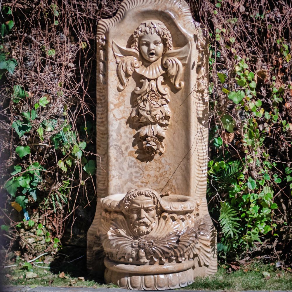 Fonte de Parede Alessander 140cm - FMP246. Compre já! - quintadellarte